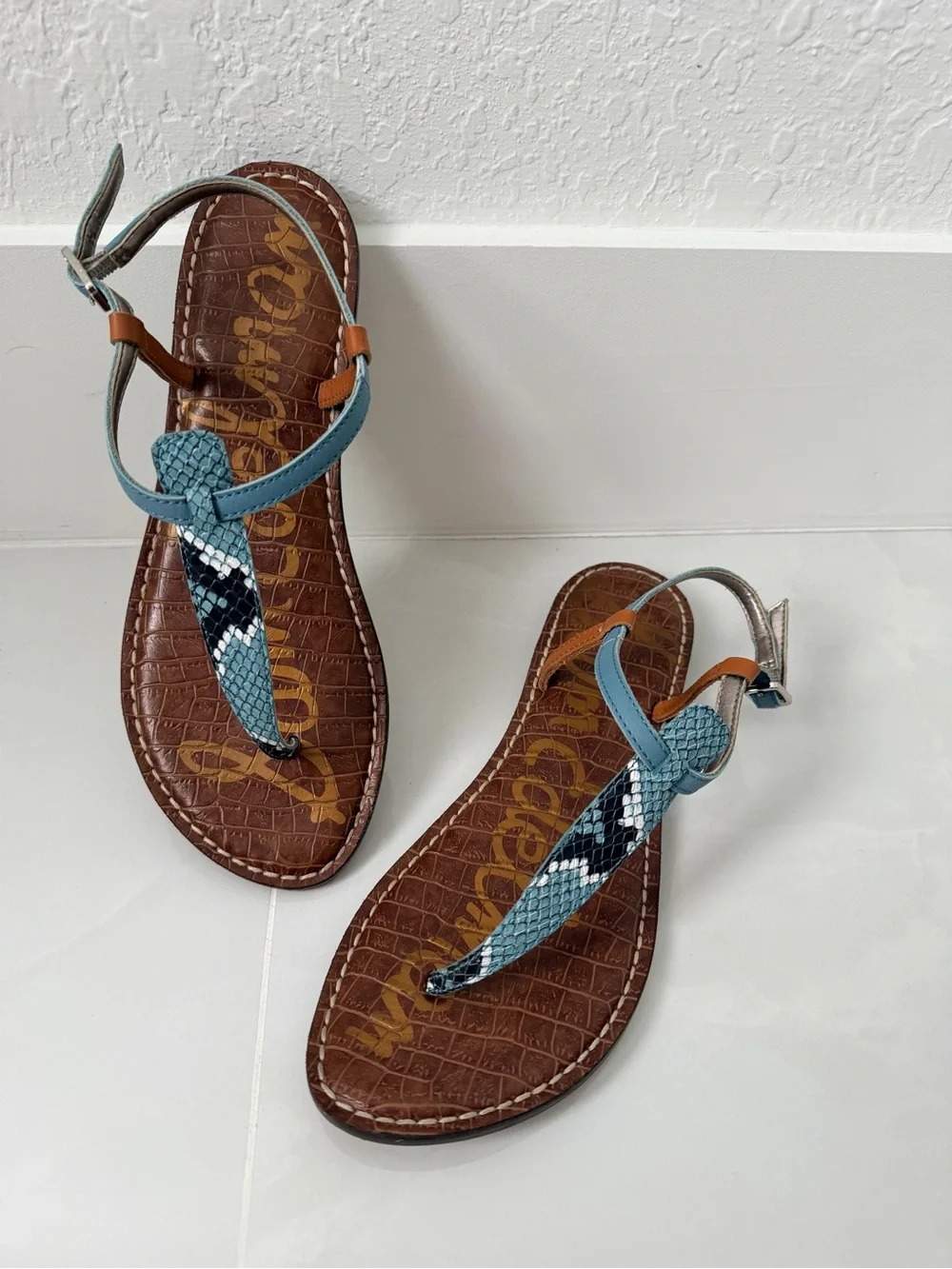 Sam Edelman | Shoes | Sam Edelman Gigi Thong Sandal Sage Snake Print 85 ...